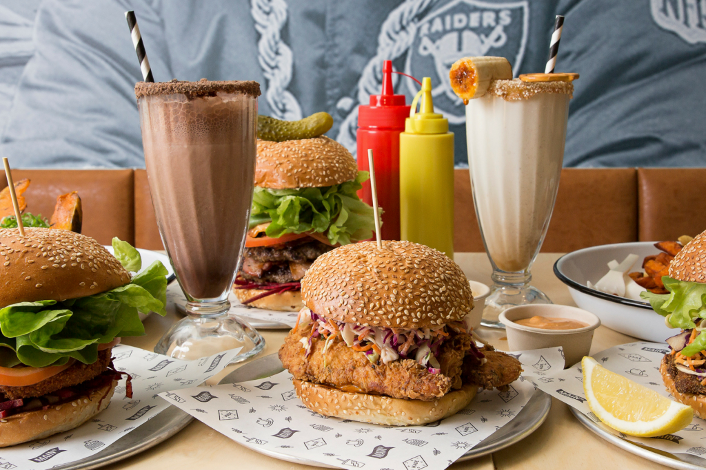 FOODIE HAVEN // MAIN STREET BURGER BAR - scout magazine